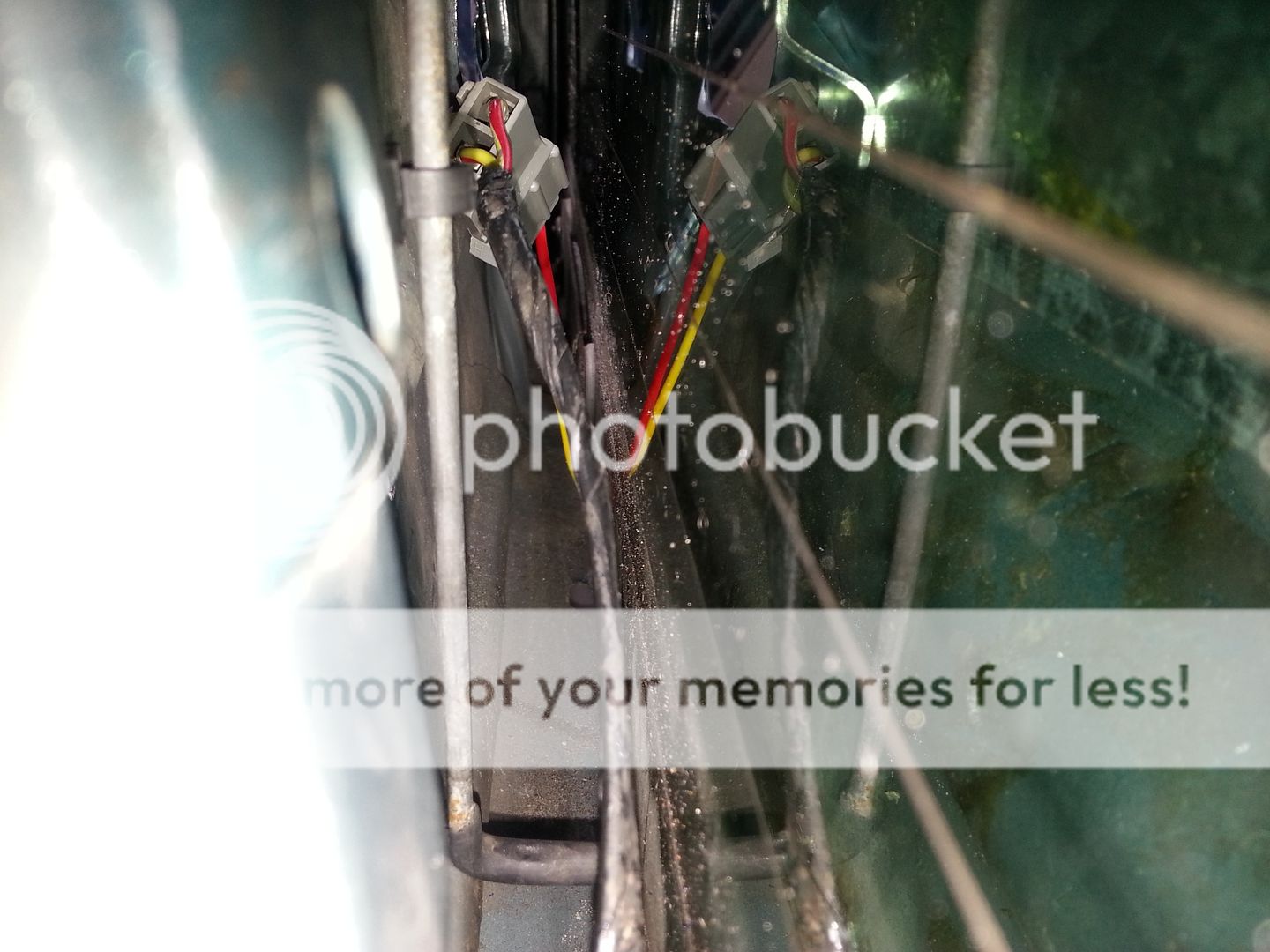 tailgate window safety/latch switch | Bronco Forum - Full Size Ford ...